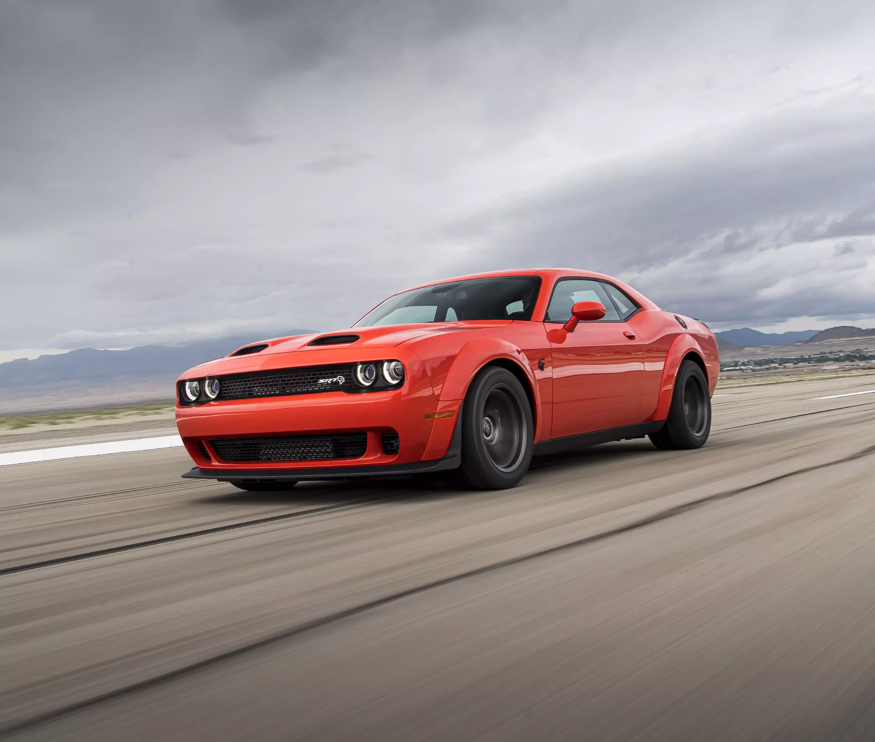 2020 dodge challenger srt super stock a mais nova máquina de corrida de arrancada dodge com 807 cavalos de potência é o muscle car mais rápido e poderoso do mundo