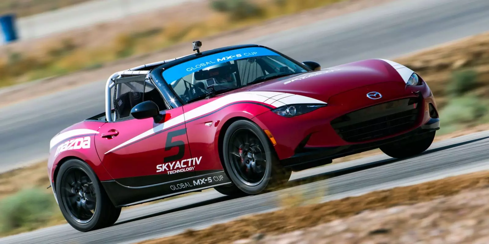 MAȘINĂ GLOBAL MX-5 CUP 2016