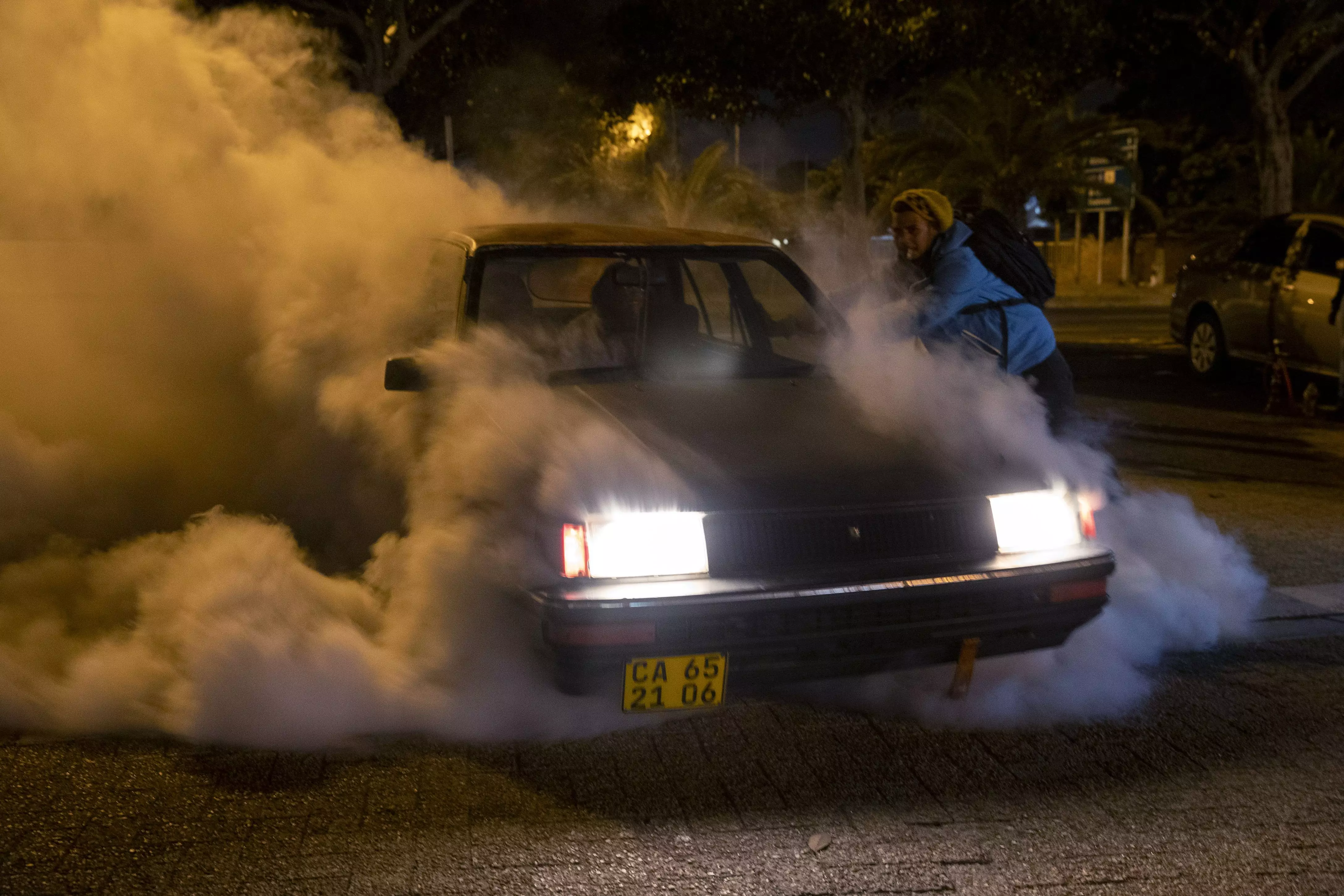 Вътре в сцената на нелегалните улични състезания в Южна Африка