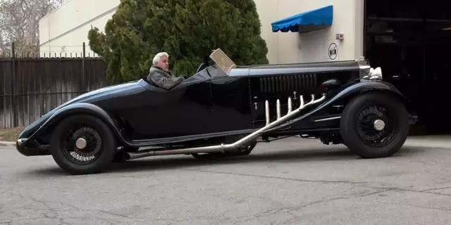 Jay Leno's Rolls-Royce Wuxuu ku xirxiray 27-Liter V-12 Diyaarad Dagaal WWII