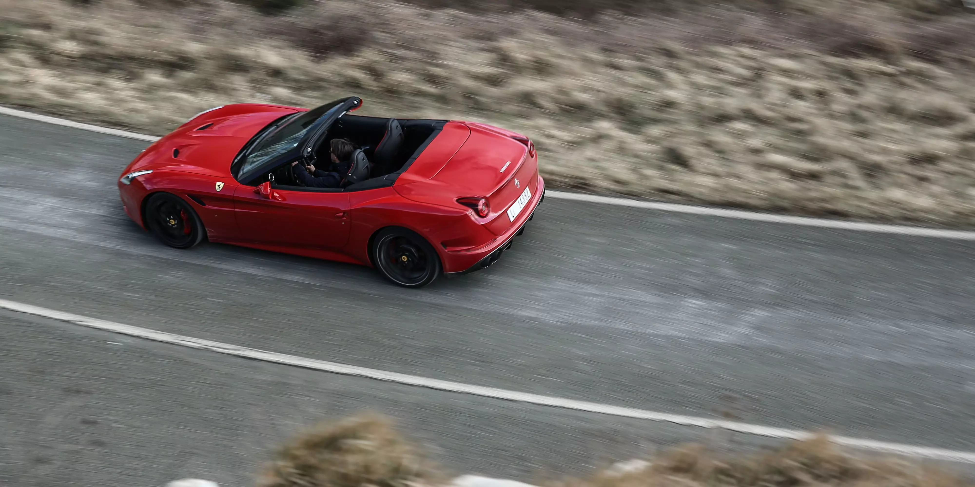 Ferrari California T HS