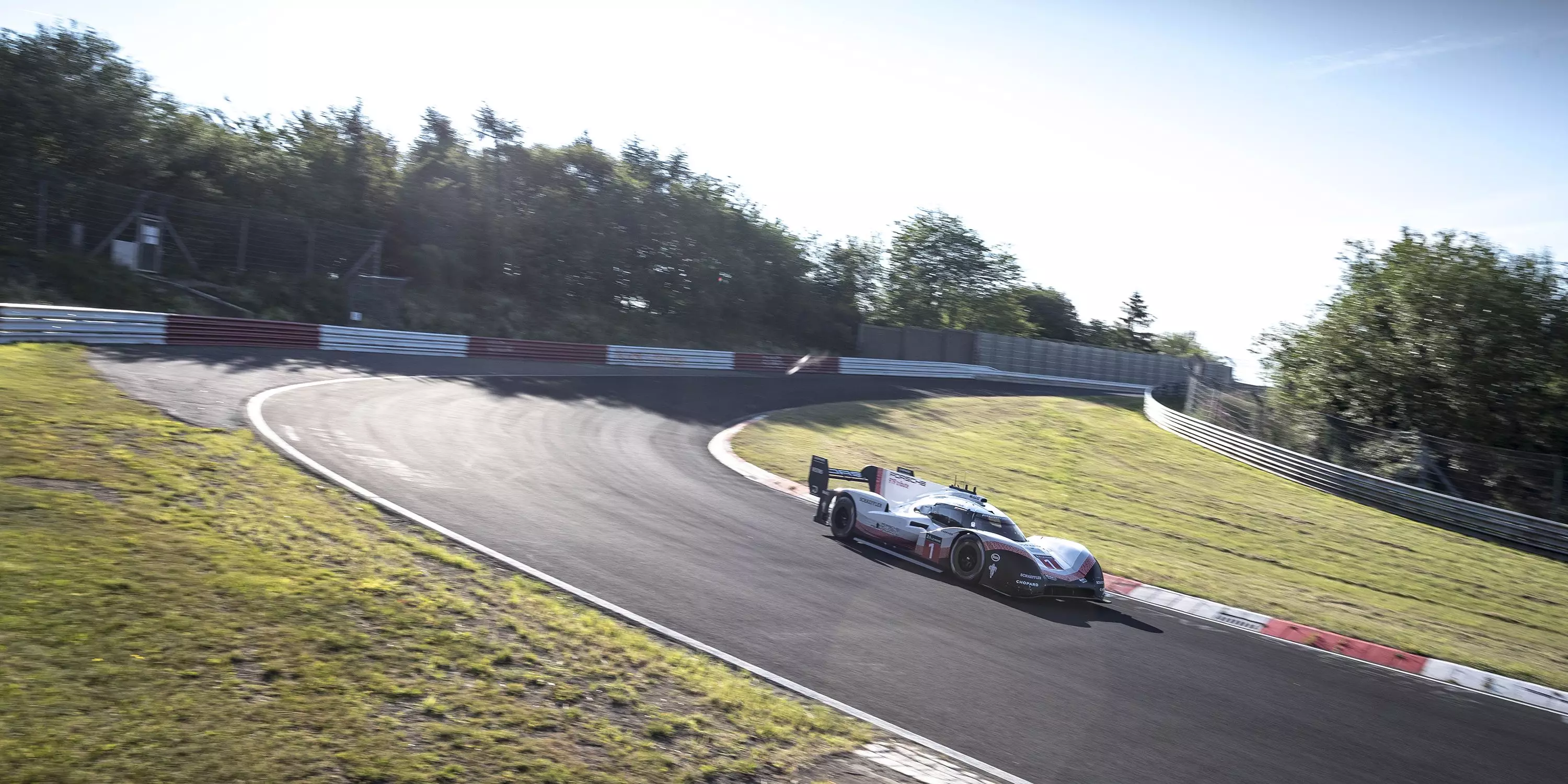 Veículo, Pista de corrida, Fórmula livre, Carro de corrida, Carro, Carro de desempenho, Automobilismo, Corrida de carros esportivos, Corrida de resistência (automobilismo), Corrida,