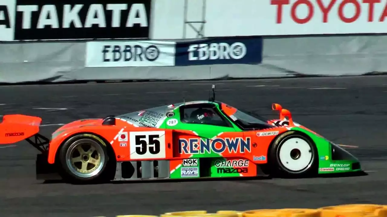 787b