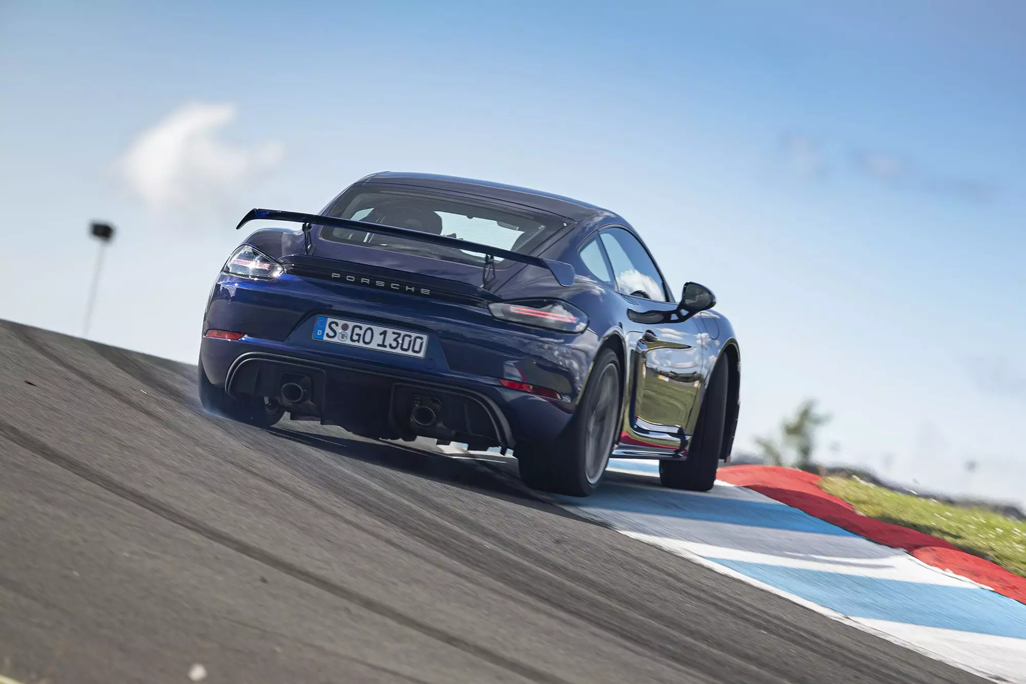 2019 Porsche 718 Cayman Gt4