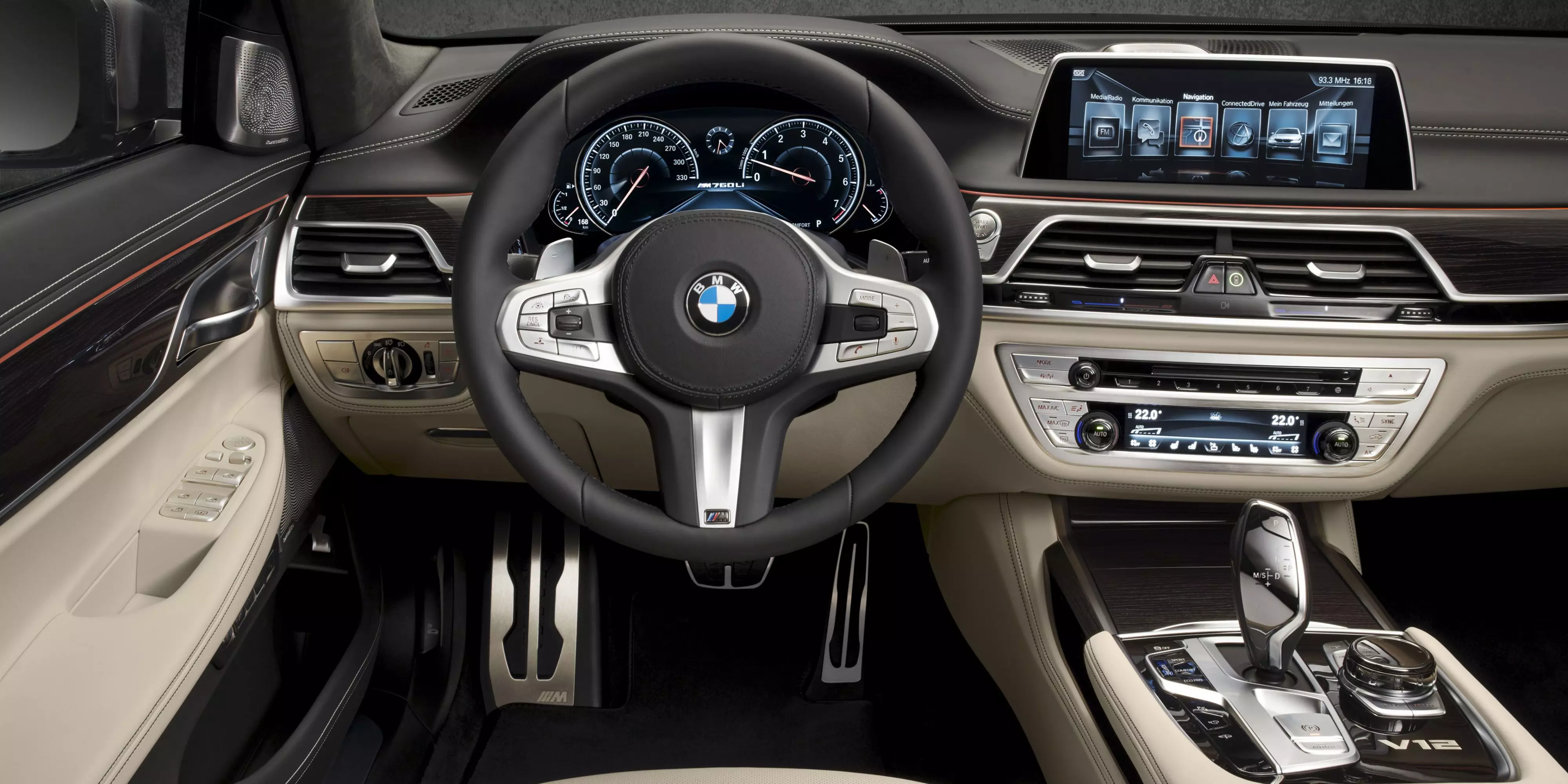 BMW M760i xDrive