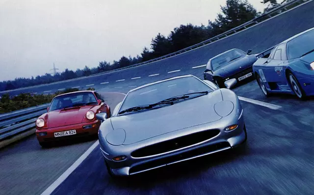 xj220