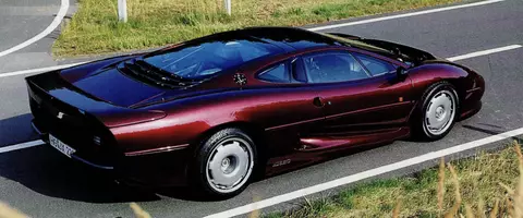 xj220