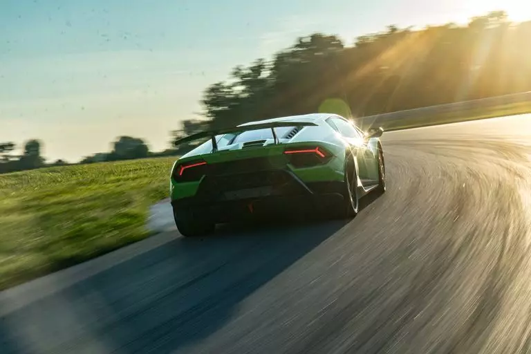 Lamborghini Huracan Performante