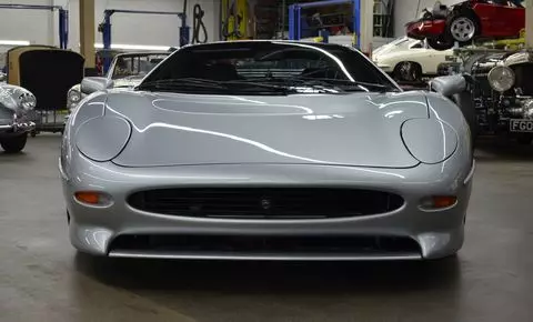 Landvoertuig, Voertuig, Auto, Sportwagen, Supercar, Motorvoertuig, Performance auto, Luxevoertuig, Automotive design, Jaguar xj220,